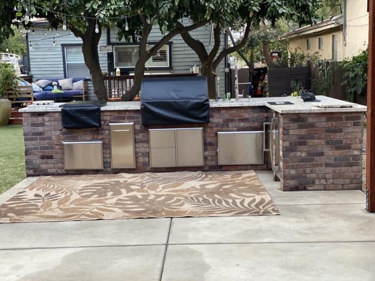 Why You Should Have an Outdoor BBQ Island in Your Backyard